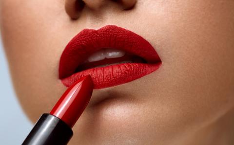 Holiday Outfits and Matching Red Lipsticks - Fashion Trends and Friends